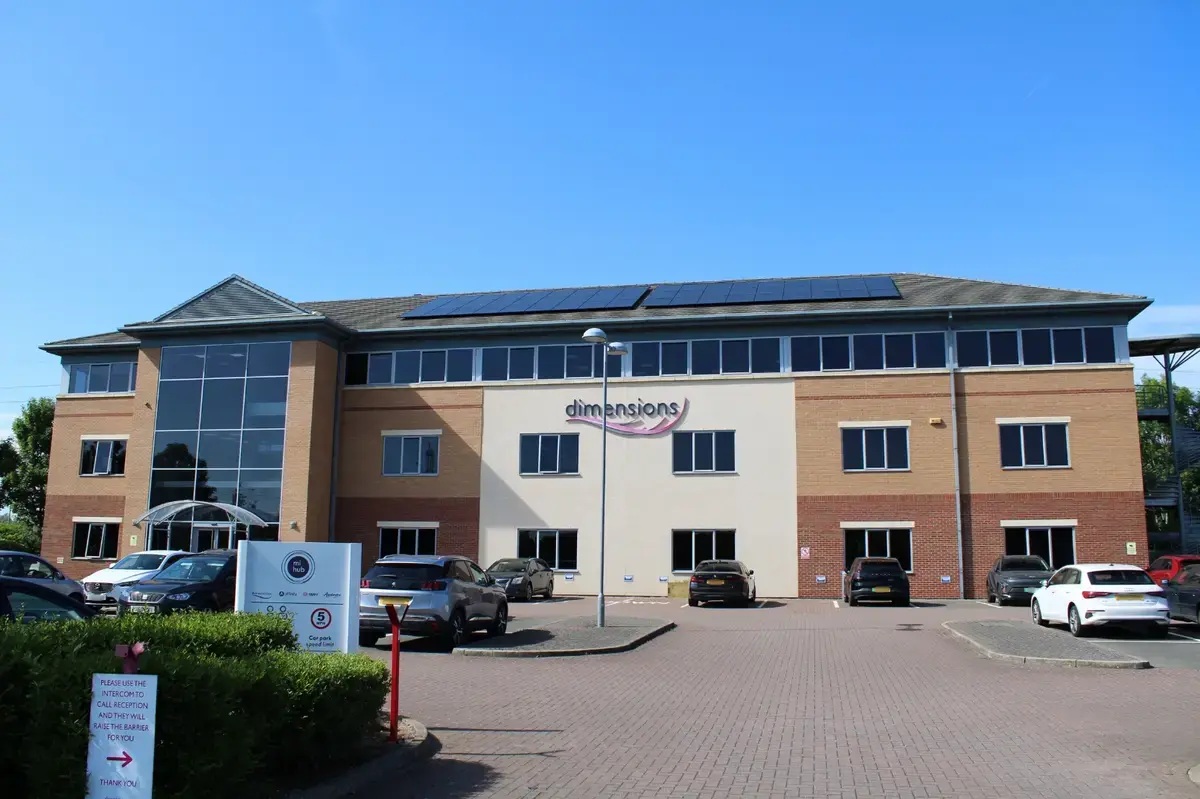 Mi Hub installs solar panels to power HQ with renewable energy ...